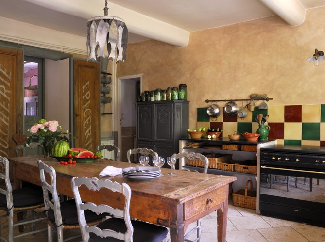 French Kitchens - Panda's House