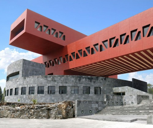 LA FACULTAD DE ECONOMÍA, UNAM 2 - Panda's House